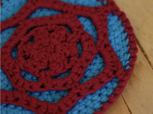 Free Crochet Pattern: Tribble Trivet – Craft Leftovers